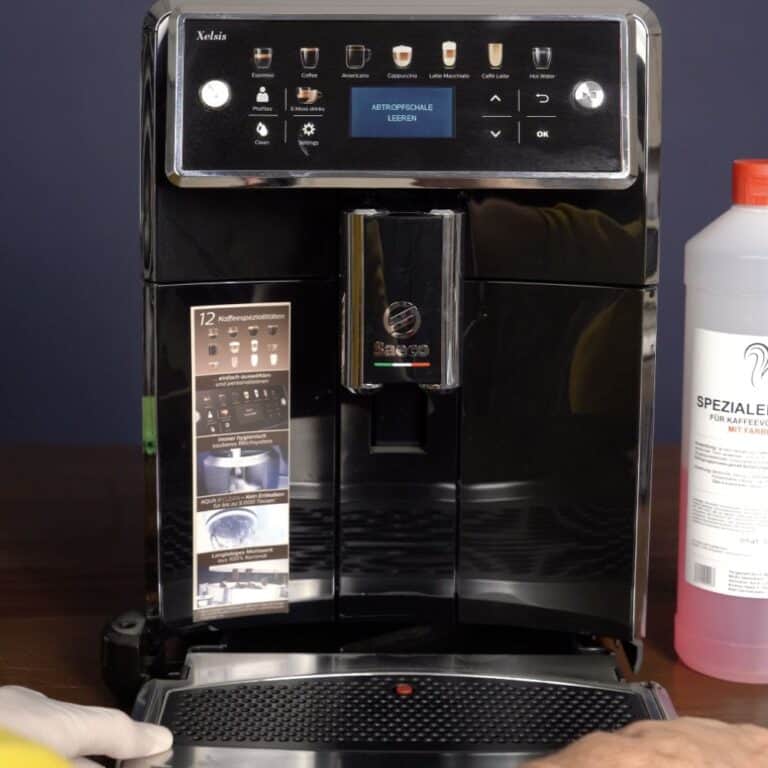 Saeco Nespresso Kapselmaschine Entkalken Chris Mehl Kapsels